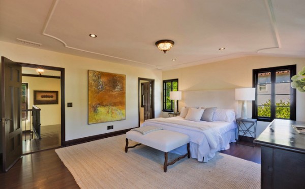 The Sons of Anarchy Star Charlie Hunnam Buys L.A. Home for $2.7 Million ...