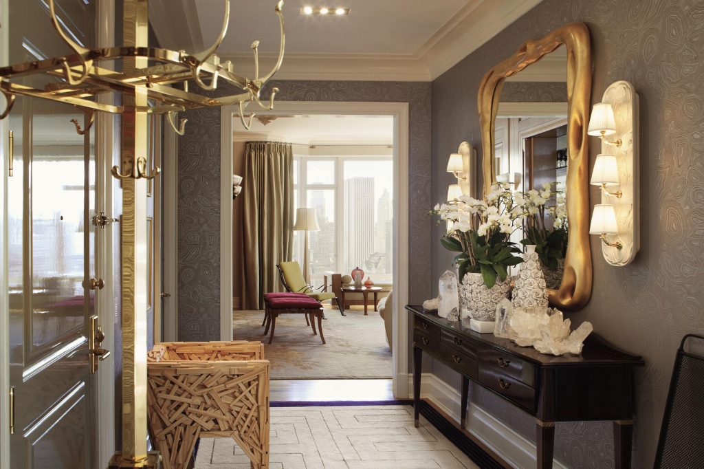Have A Look At These Inspiring Entryways | The Most Expensive Homes