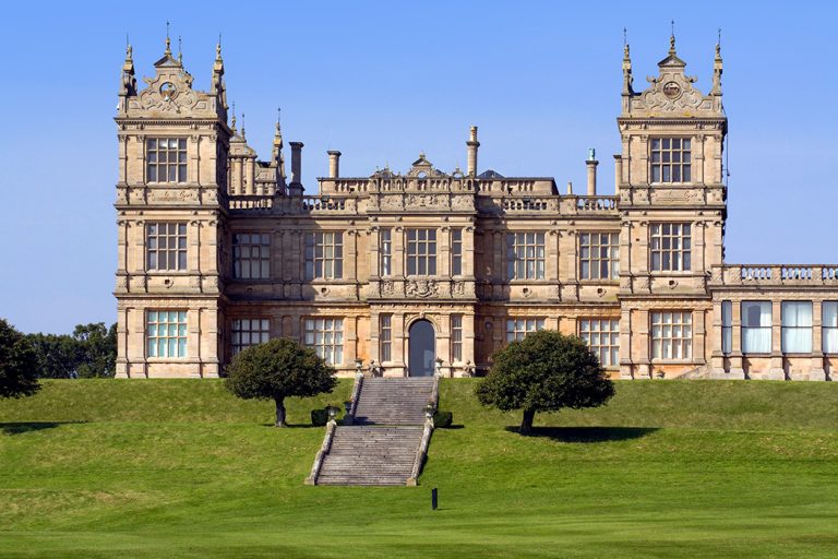 Batman: The Transformation Of The Wayne Manor In The Last 80 Years ...
