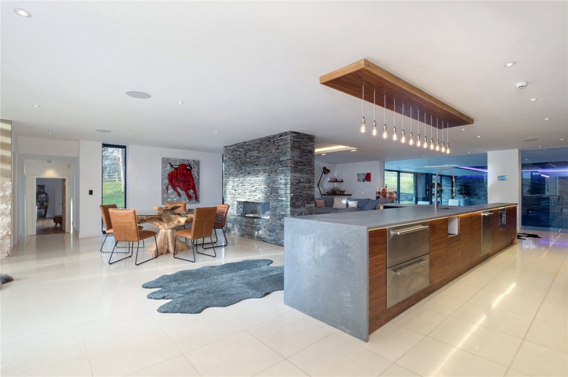 Cristiano Ronaldo’s Manchester Home Is On The Market | The Most ...