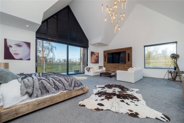 Cristiano Ronaldo’s Manchester Home Is On The Market | The Most ...
